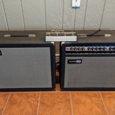 Sunn T50C and extension cab 2000 - Black / Silver | Reverb