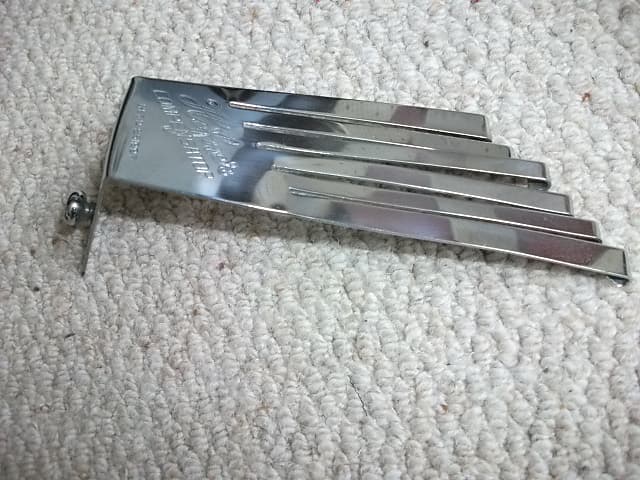 Hofner tailpiece | Reverb