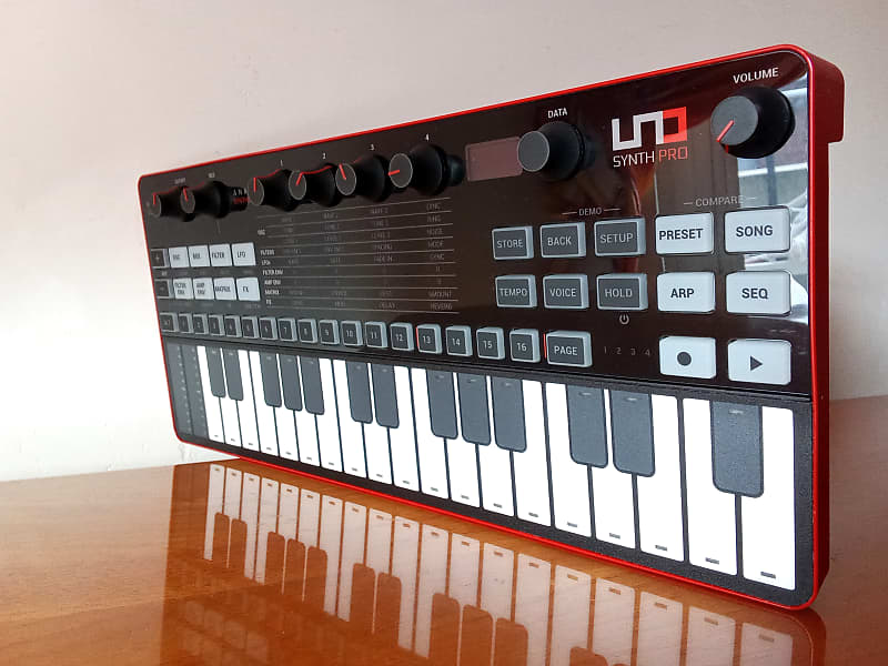 Ik Multimedia - Uno synth pro desktop | Reverb