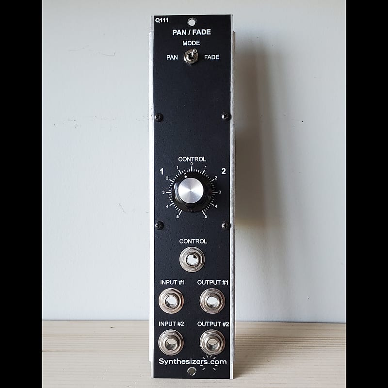 Synthesizers.com Q111 Pan/Fade module | Reverb