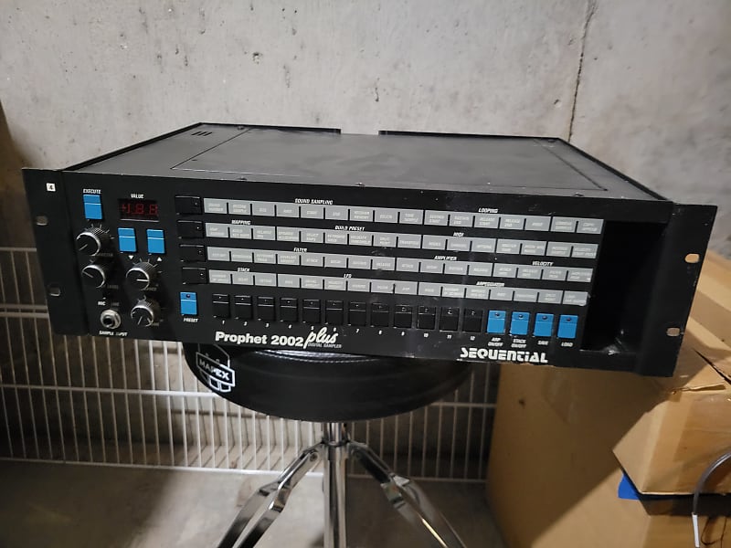 Sequential Prophet 2002 Rackmount 8-Voice Polyphonic | Reverb