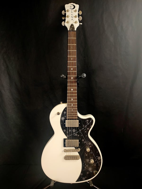 Luna Apollo Electric Guitar 2007 - White | Reverb