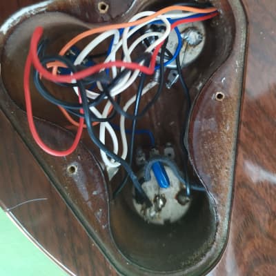 Hondo II Professional Longhorn Bass. Walnut. (Danelectro | Reverb