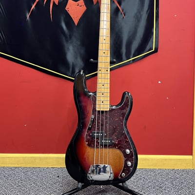 Egmond Bass 9 owned by Shadows bassist Mark Griffiths | Reverb