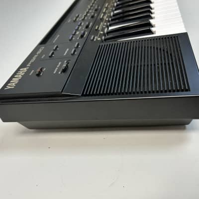 1980's Yamaha PSR-60 Portable Keyboard | Reverb