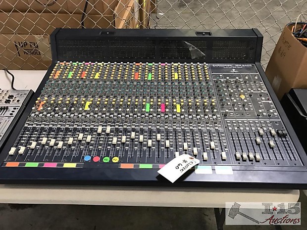 Behringer Eurodesk MX9000 | Reverb