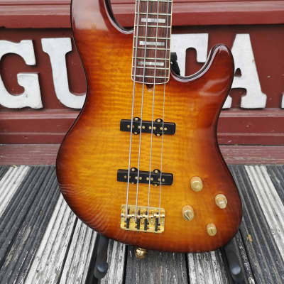 Fender American Deluxe FMT Jazz Bass 2002 - Bourbon Burst | Reverb