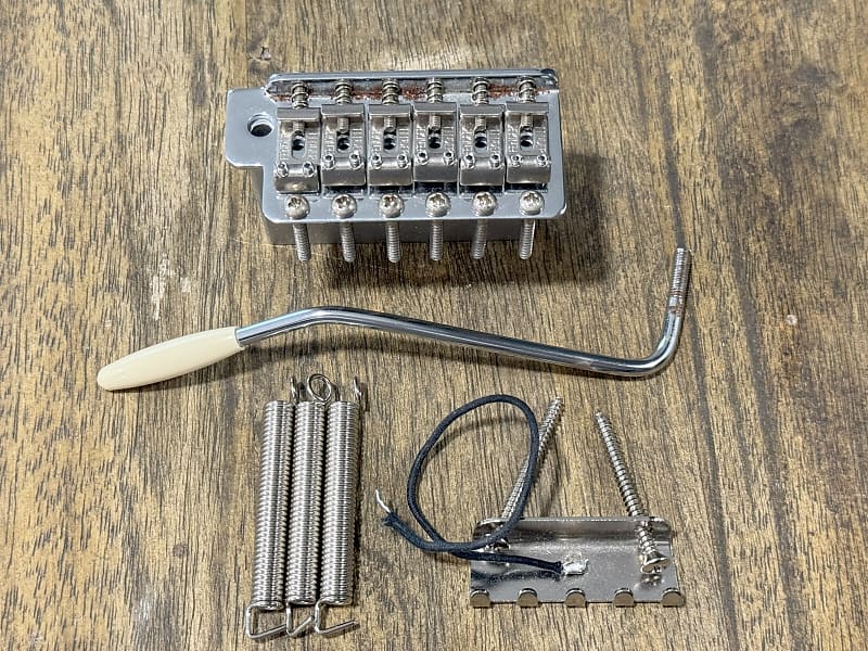 Relic Vintage 50s 60s RI Fender Road Worn Stratocaster | Reverb