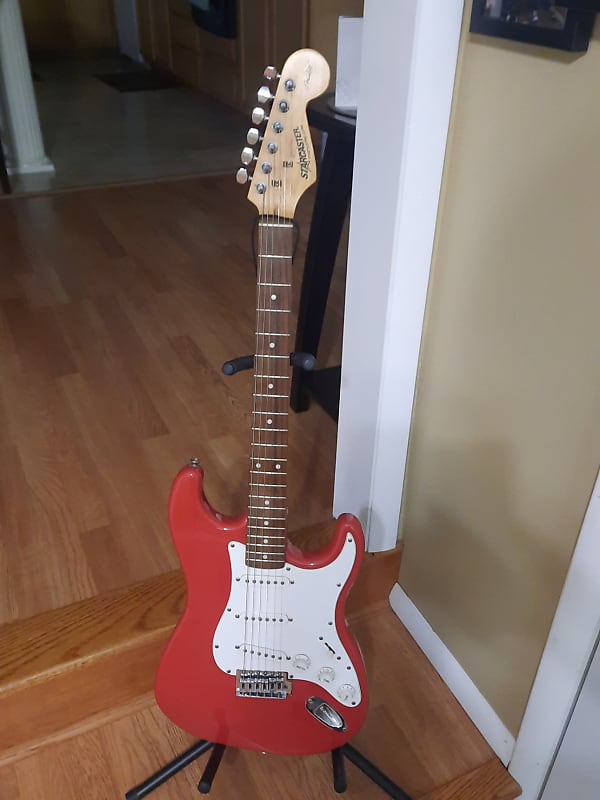 Fender Starcaster Strat 2011 Red | Reverb