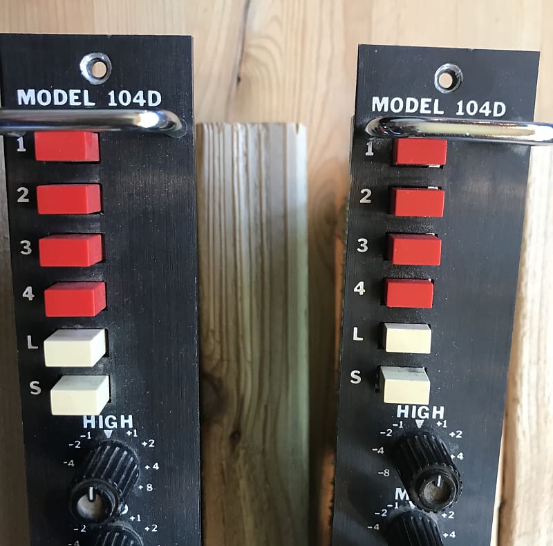 Interface Electronics 104d | Reverb Interface Electronics 104d | Reverb