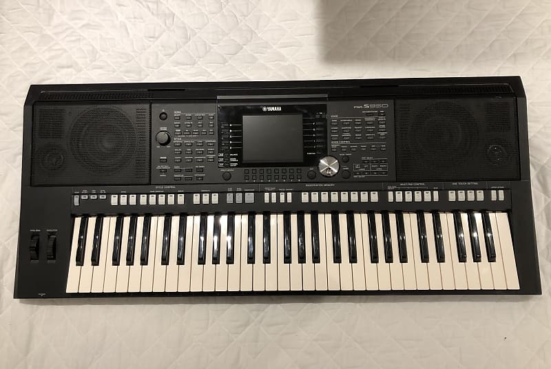 Yamaha PSR S950 Keyboard + USB with over 10,000 styles | Reverb UK