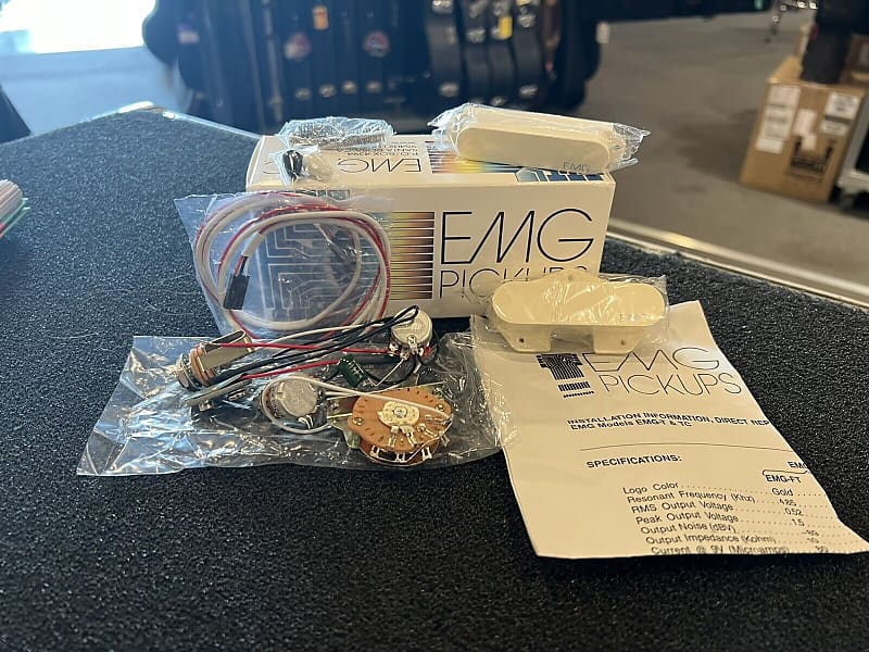 EMG -TC Active Pickup Set W/ Internal Pre-Amp in White | Reverb
