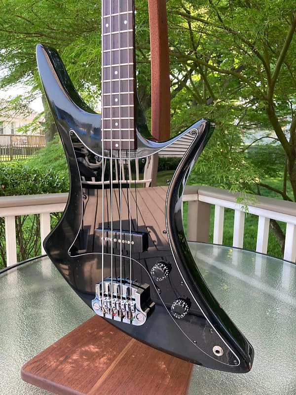 Guild X-701 | Reverb