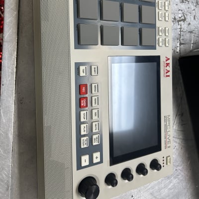 Akai MPC One Standalone Production Studio - Retro Edition | Reverb