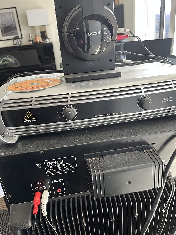 Behringer Nuke NU1000 power amp 2005 - silver | Reverb