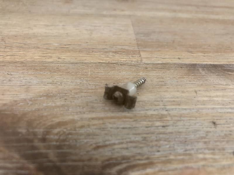 Fender Stratocaster string tree 1960s 1970s (1) | Reverb