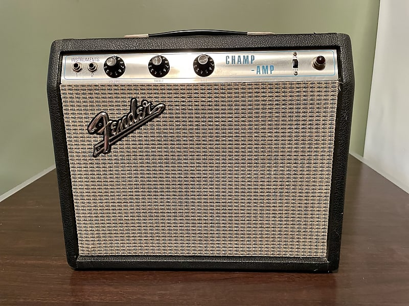 Fender Champ amp 1969 - Silverface | Reverb