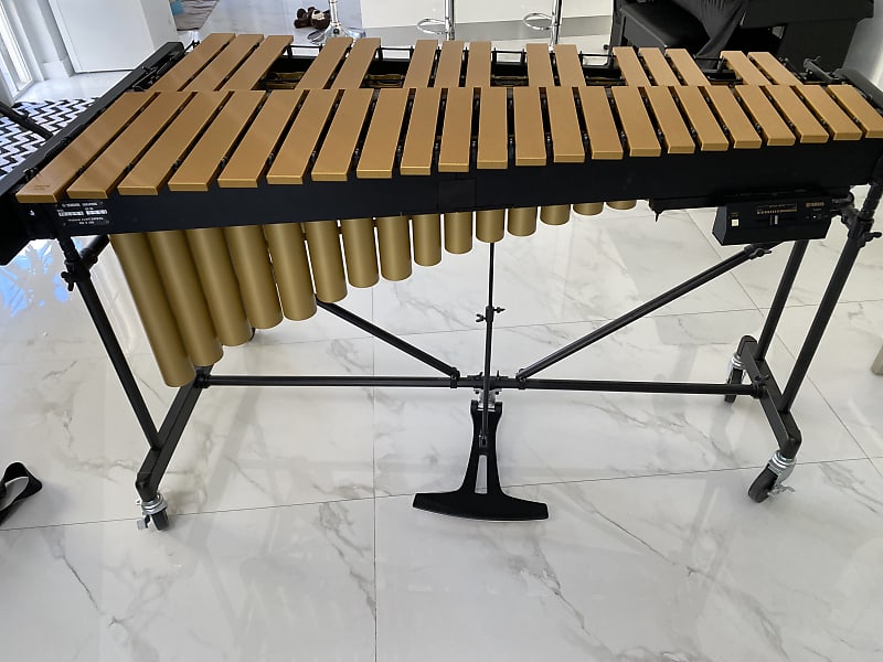 Yamaha YV3710 Vibraphone - Matte Gold Bars. Soft gig bags, | Reverb