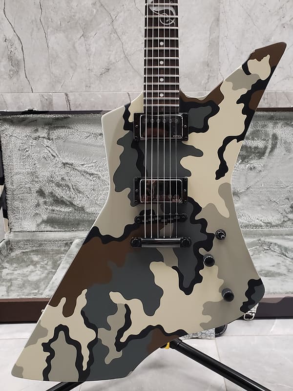 ESP LTD JAMES HETFIELD SNAKEBYTE CAMO - KUIU CAMO SATIN | Reverb