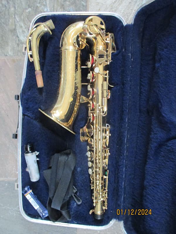 Conn-Star Alto saxophone with case and mouthpiece. Made in | Reverb