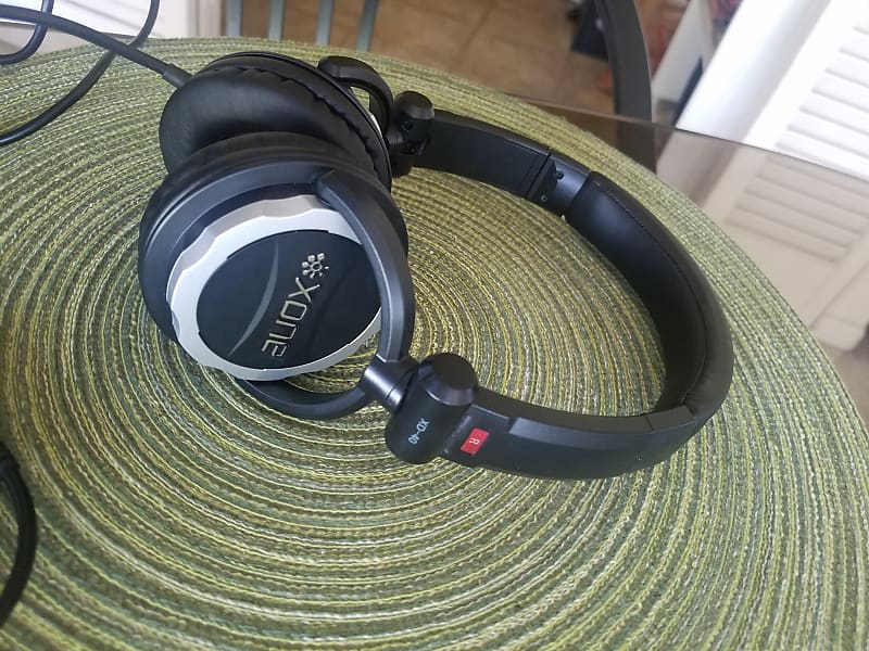 Allen & Heath Xone XD-40 | Reverb