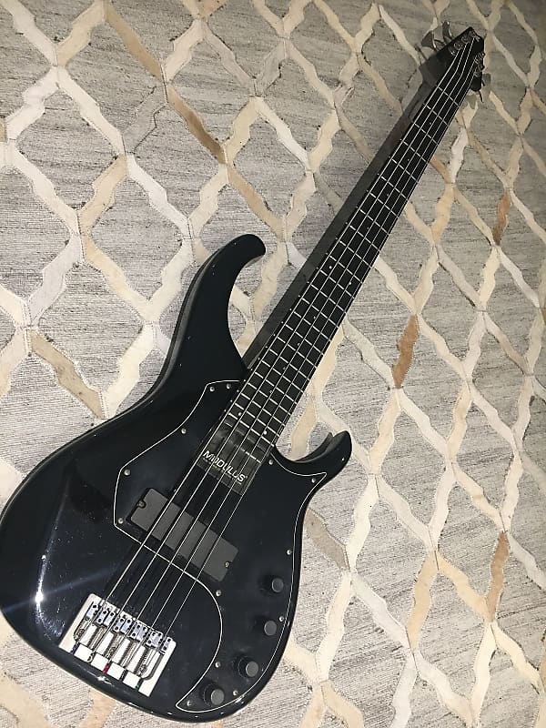 Modulus M92 Black | Reverb