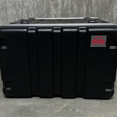 SKB 6 Space Rack Case | Reverb