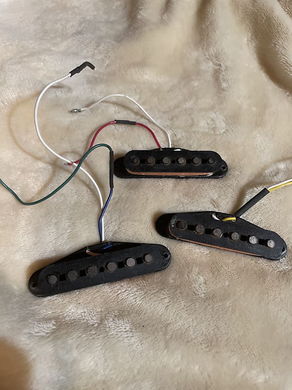 Flat Pole Fender Single Coil Set 016730 1990s-2000s - Black | Reverb