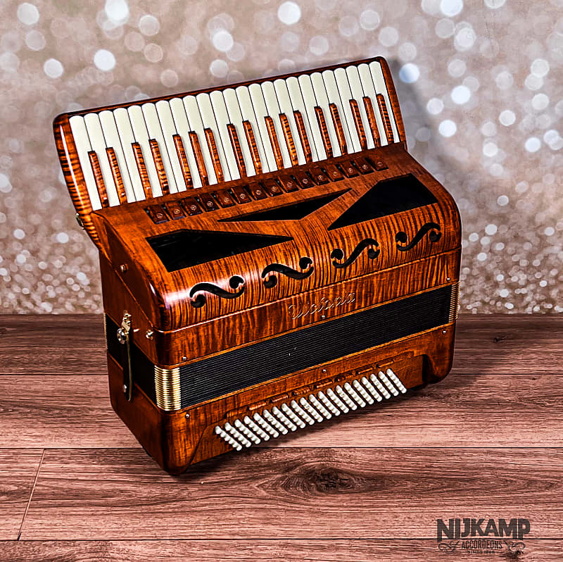 Victoria Poeta A420VP Custom LMMH Cassotto - Wood | Reverb Canada