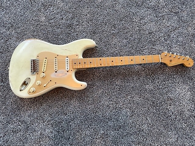 Bluesman Vintage ’54 Sedan Antique White | Reverb