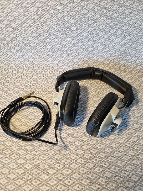 Beyerdynamic Dt 100 400 Ohm Headphones Reverb Uk