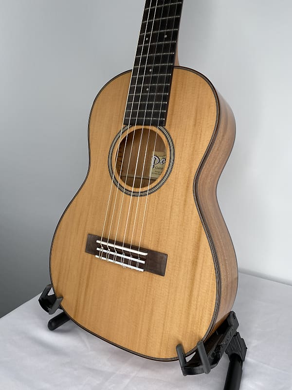 Pono MBD-6 Guitalele Cedar & Mahogany w/hard case | Reverb