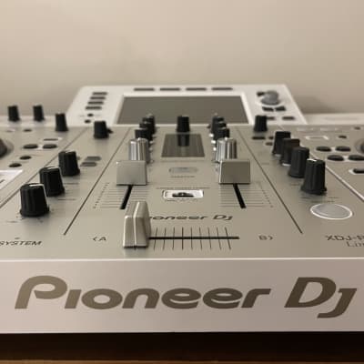 Pioneer XDJ-RX2-W 2018 - White | Reverb