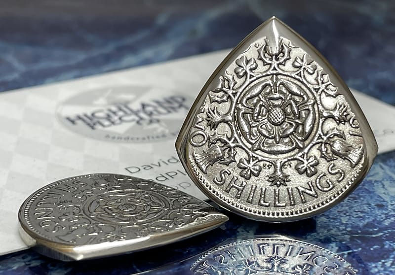 The Highland Plectrum Co. One (1) Queen Elizabeth Two | Reverb