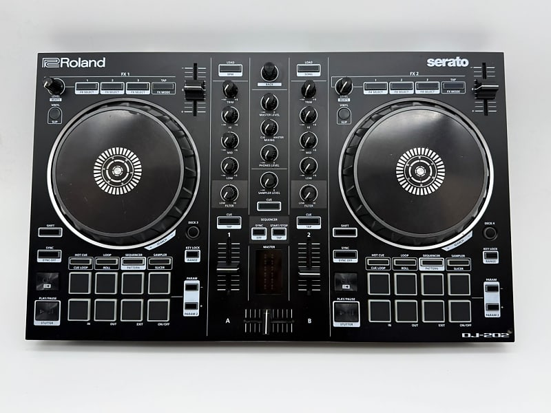 Roland DJ-202 Serato DJ Controller, 2-Channel 4-Deck | Reverb Canada