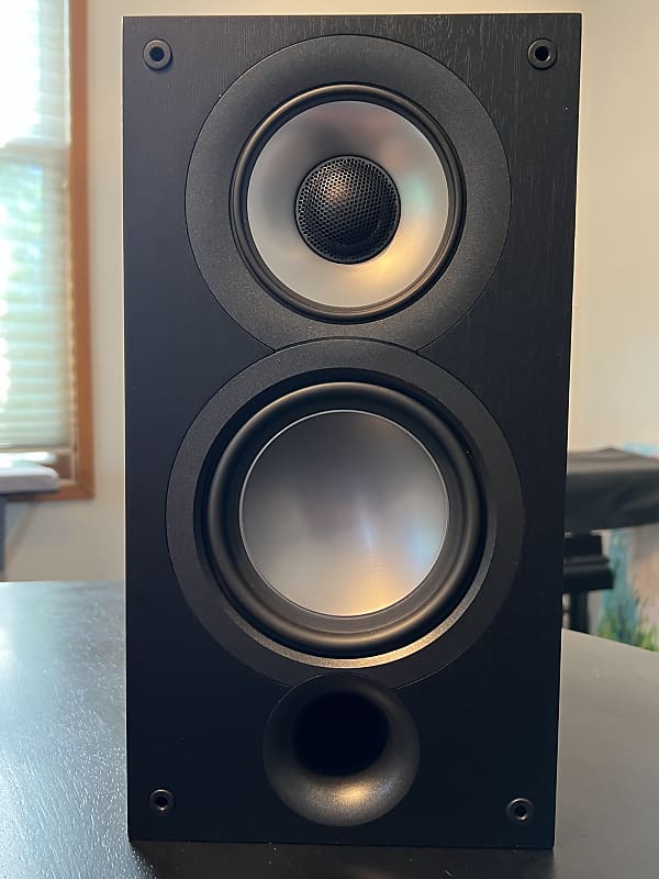 ELAC Uni-Fi 2.0 UB52 Bookshelf Speakers (Pair) | Reverb