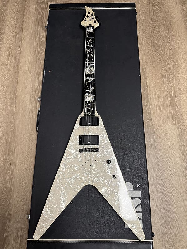 ESP Craft House Flying V Mid 2000’s - Pearl gloss | Reverb