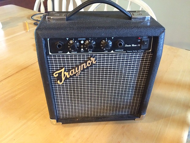 Traynor TSM10 Studio Mate 10 10-Watt 1x6" Guitar Combo | Reverb Canada