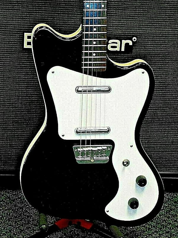 Danelectro '67 Dano Offset Electric Guitar! Gloss Black | Reverb