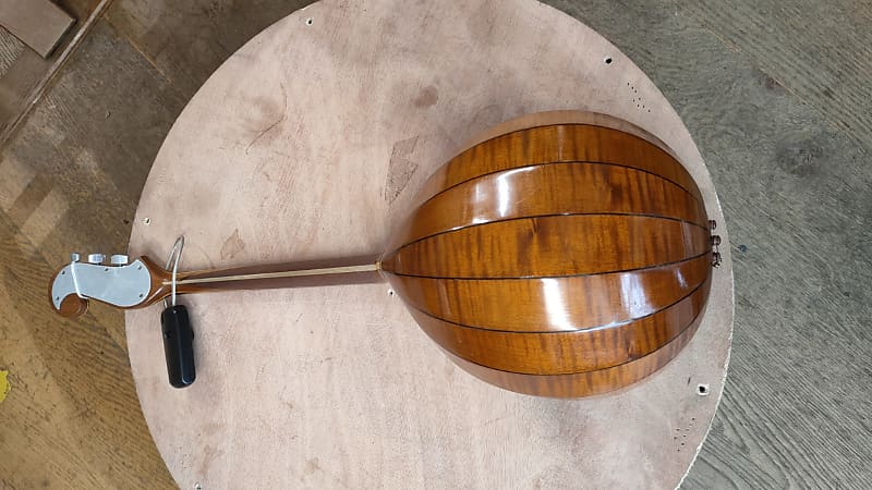 Domra, Russian bowl back. Steel strings (Tuned EAD, | Reverb UK