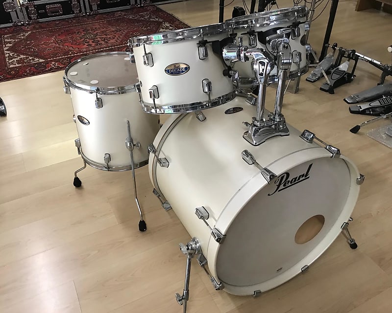 Pearl Decade Maple - White Satin Pearl | Reverb