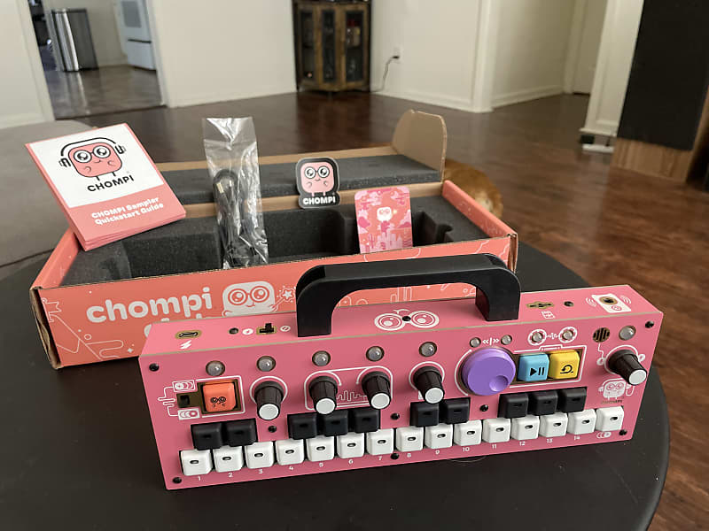 Chompi Club Limited edition (PINK) 2023 - Pink | Reverb
