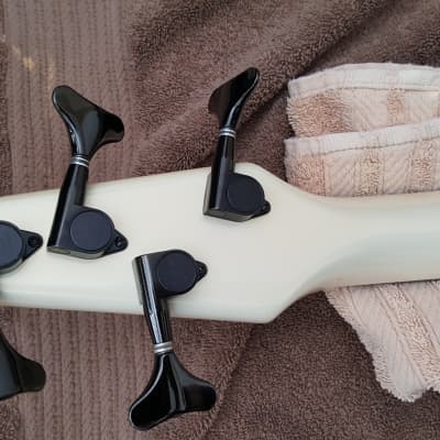 Tune Bass Maniac TB-03PJ 90s - pearl Alembic pickups | Reverb