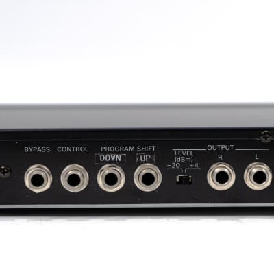 Roland RSP-550 Stereo Signal Processor - Multi-Effect | Reverb