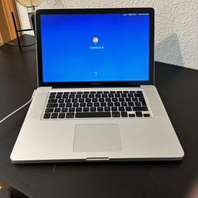 Apple Macbook Pro 15 INCH Mid 2010 | Reverb
