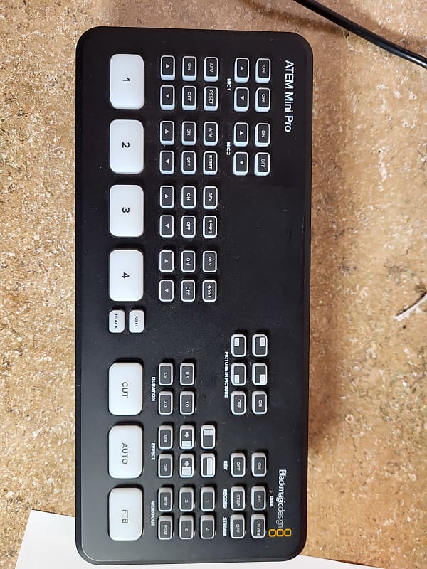 BLACKMAGIC DESIGN Atem Mini Pro | Reverb