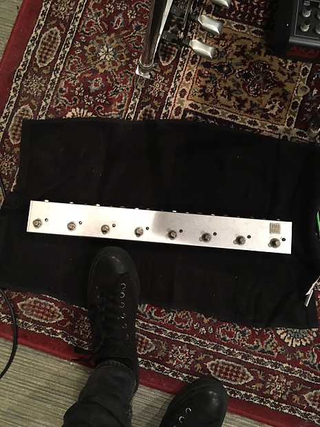 Road Rage True Bypass 8 Loop Switcher Silver | Reverb