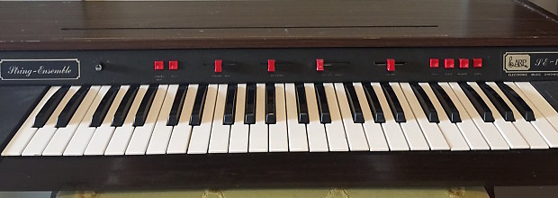 ARP Solina String Ensemble SE-IV Keyboard Synthesizer | Reverb