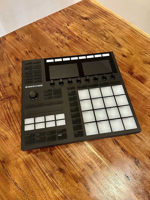 Native Instruments Maschine MK3 | Reverb