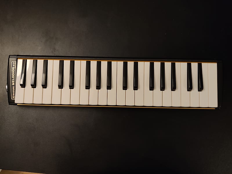 Suzuki M-37C 37 key Melodica Melodion Made in Japan | Reverb